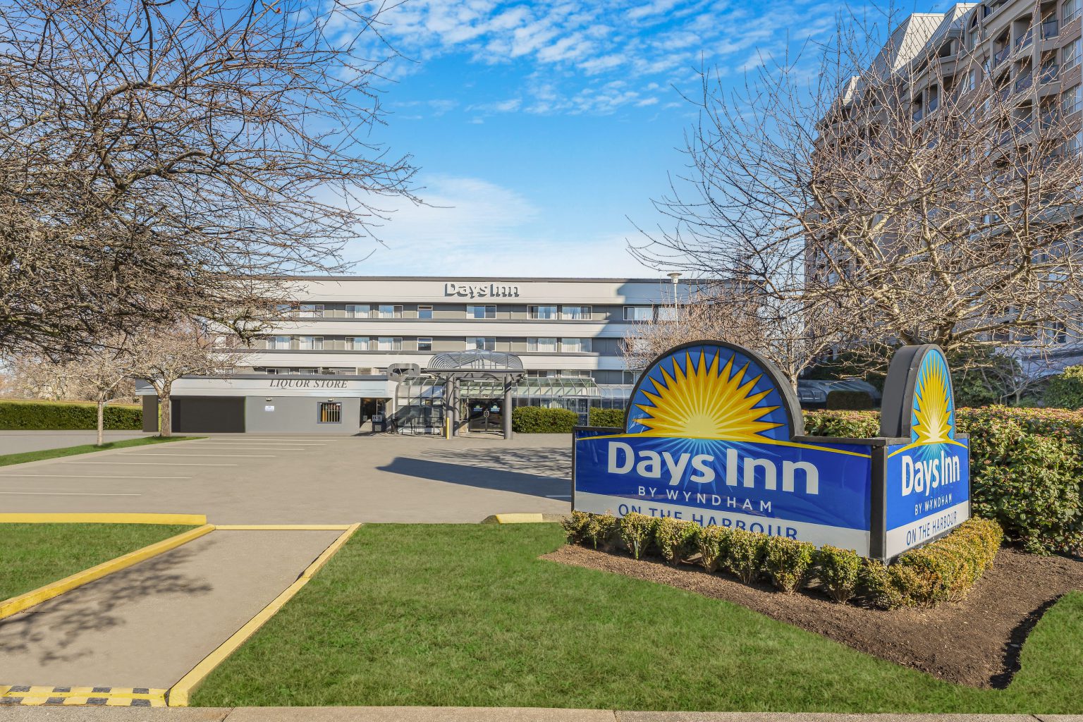 Amenities - Days Inn Victoria on the Harbour