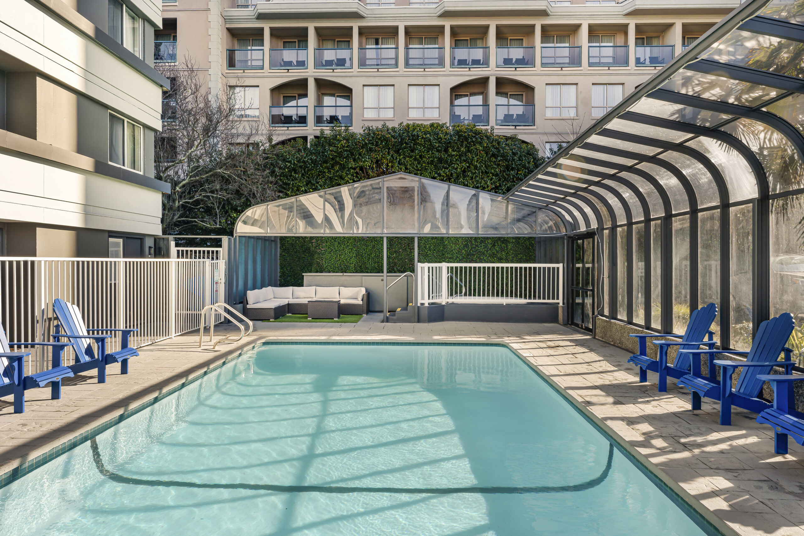 Days Inn Victoria on the Harbour - the garden city awaits